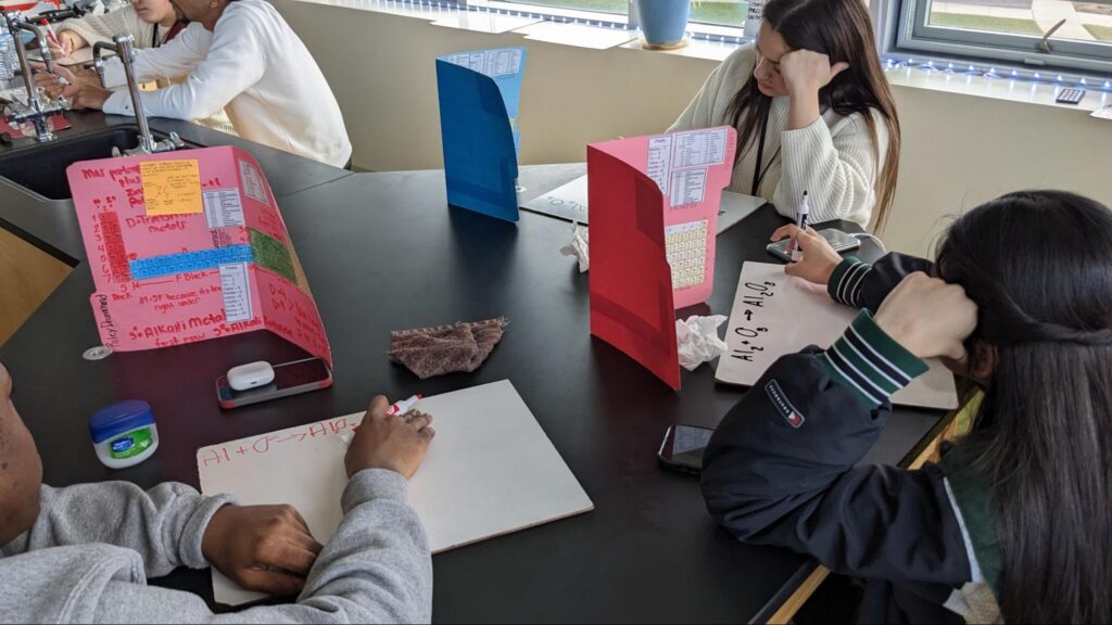 Using Personal Whiteboards – Hudson County Schools of Technology